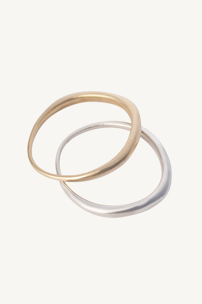 liz hanson organic bangle - silver – Eloise